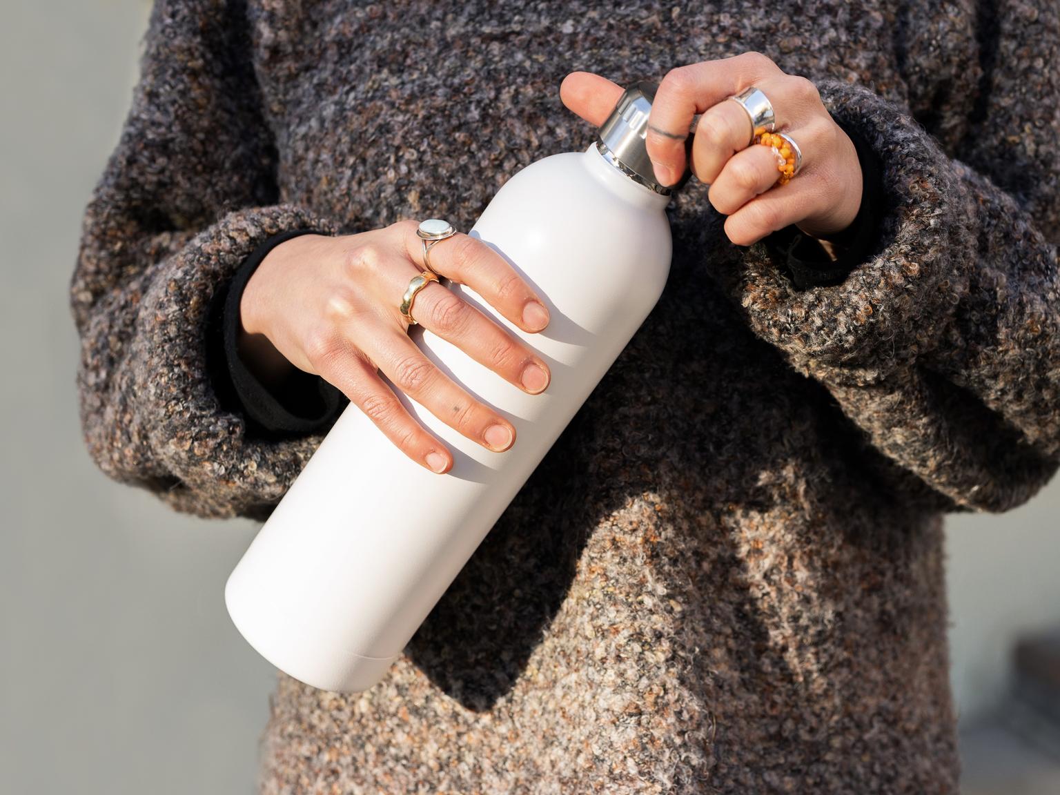 Nachhaltige Edelstahl-Trinkflasche personalisieren lassen | TREECK®